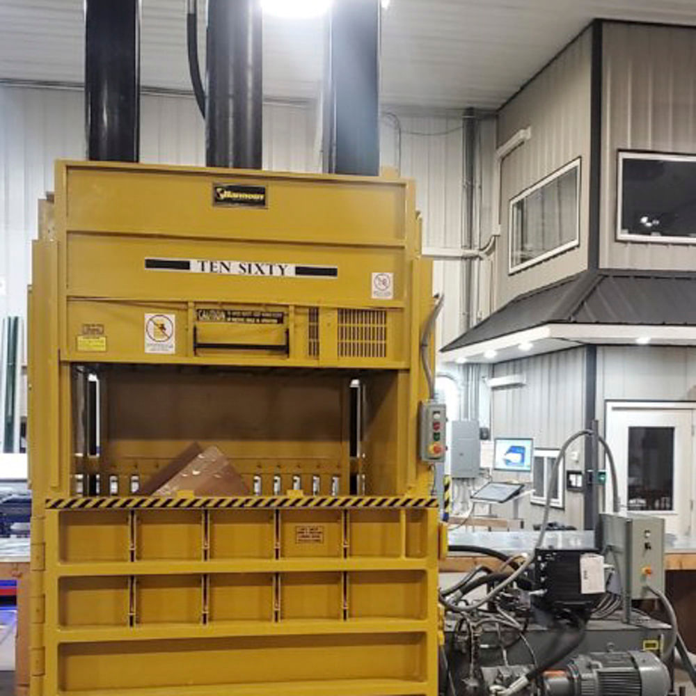 Prensa embaladora vertical pesada 60" - RIVUS®